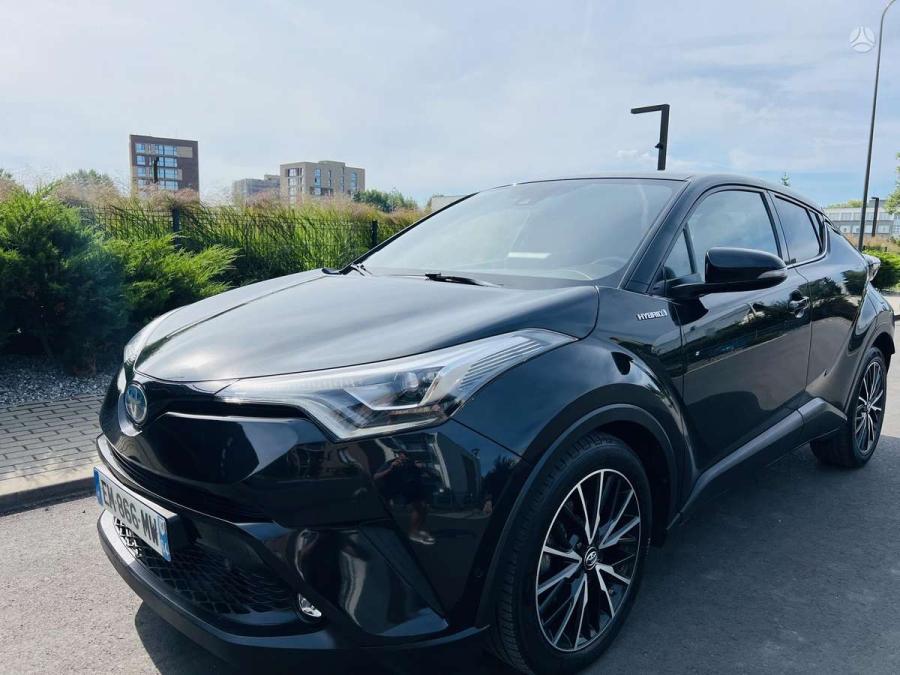 Melns Toyota C-HR 2018 Kauņa, ar dzinēja tilpumu 1.80 L un nobraukumu 178 tūkst. km par 16300 €, foto 7 vietnē AUTOMOTO.COM.LV