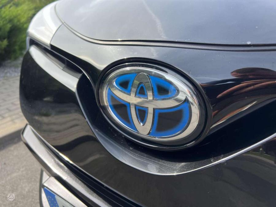Melns Toyota C-HR 2018 Kauņa, ar dzinēja tilpumu 1.80 L un nobraukumu 178 tūkst. km par 16300 €, foto 22 vietnē AUTOMOTO.COM.LV