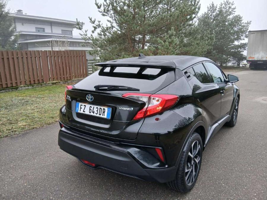 Melns Toyota C-HR 2019 Viļņa, ar dzinēja tilpumu 1.80 L un nobraukumu 50 tūkst. km par 16600 €, foto 6 vietnē AUTOMOTO.COM.LV