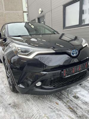 Melns Toyota C-HR 2019 Kauņa, ar dzinēja tilpumu 1.80 L un nobraukumu 201 tūkst. km par 16200 €, foto 3 vietnē AUTOMOTO.COM.LV