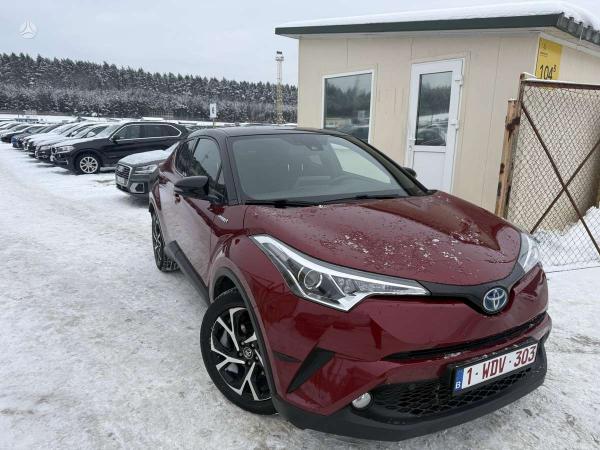 Melns Toyota C-HR 2019 Viļņa, ar dzinēja tilpumu 1.80 L un nobraukumu 100 tūkst. km par 16000 €, foto 4 vietnē AUTOMOTO.COM.LV
