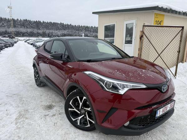Melns Toyota C-HR 2019 Viļņa, ar dzinēja tilpumu 1.80 L un nobraukumu 100 tūkst. km par 16000 €, foto 6 vietnē AUTOMOTO.COM.LV