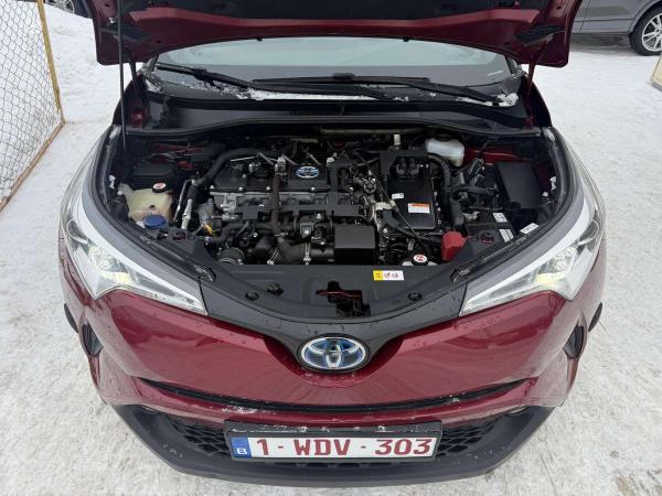 Melns Toyota C-HR 2019 Viļņa, ar dzinēja tilpumu 1.80 L un nobraukumu 100 tūkst. km par 16000 €, foto 11 vietnē AUTOMOTO.COM.LV