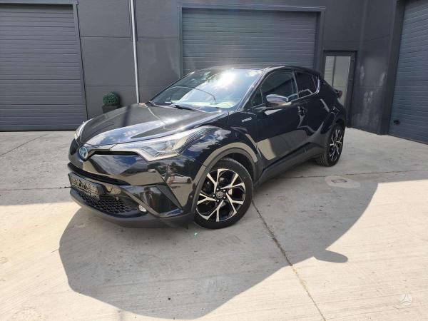 Черный Тойота C-HR 2019 в Утена, объемом двигателя 1.80 л и пробегом 195 тыс. км за 15090 €, фото 1 на AUTOMOTO.COM.LV