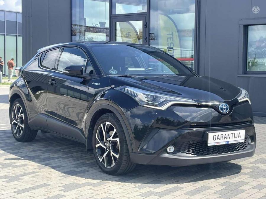 Черный Тойота C-HR 2019 в Шяуляй, объемом двигателя 1.80 л и пробегом 170 тыс. км за 16900 €, фото 1 на AUTOMOTO.COM.LV