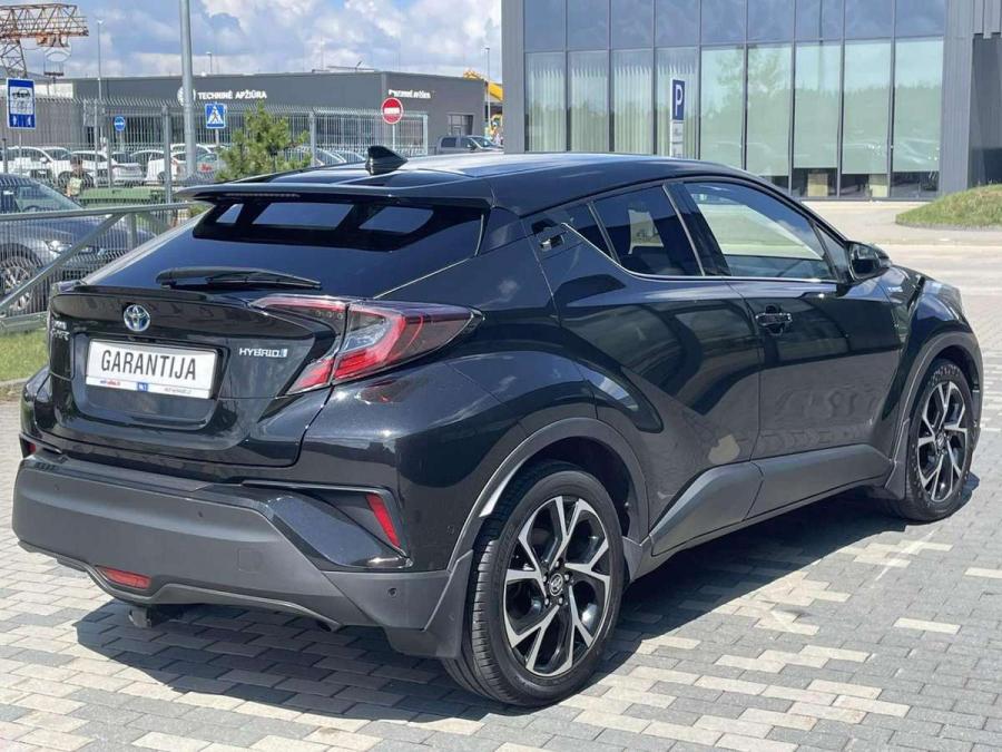 Черный Тойота C-HR 2019 в Шяуляй, объемом двигателя 1.80 л и пробегом 170 тыс. км за 16900 €, фото 5 на AUTOMOTO.COM.LV