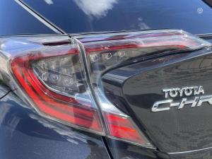 Черный Тойота C-HR 2019 в Шяуляй, объемом двигателя 1.80 л и пробегом 170 тыс. км за 16900 €, фото 9 на AUTOMOTO.COM.LV