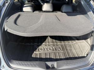 Black Toyota C-HR 2019 in Utena, with an engine capacity of 1.80 L and mileage of 200 thousand km for 13990 €, photo 15 on AUTOMOTO.COM.LV