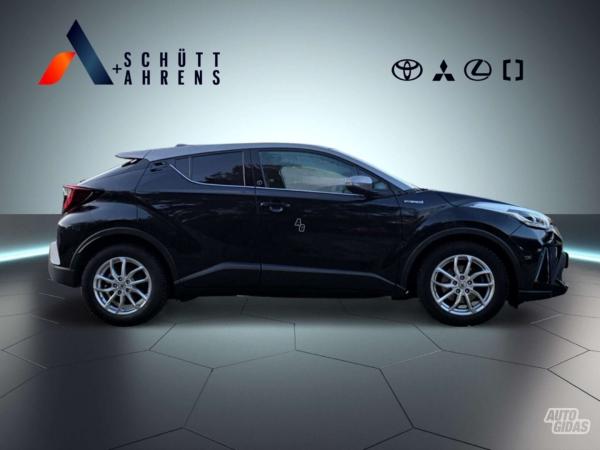 Black Toyota C-HR 2020 in Kaunas, with an engine capacity of 2.00 L and mileage of 65 thousand km for 22905 €, photo 5 on AUTOMOTO.COM.LV