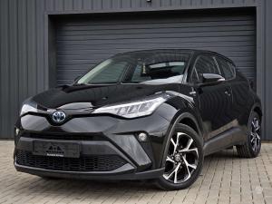 Black Toyota C-HR 2020 in Kaunas, with an engine capacity of 1.99 L and mileage of 203 thousand km for 16999 €, photo  on AUTOMOTO.COM.LV
