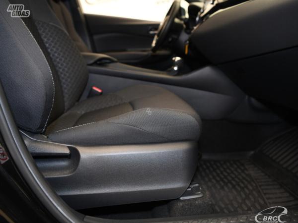 Melns Toyota C-HR 2020 Avižieniai, ar dzinēja tilpumu 1.20 L un nobraukumu 94 tūkst. km par 17900 €, foto 6 vietnē AUTOMOTO.COM.LV