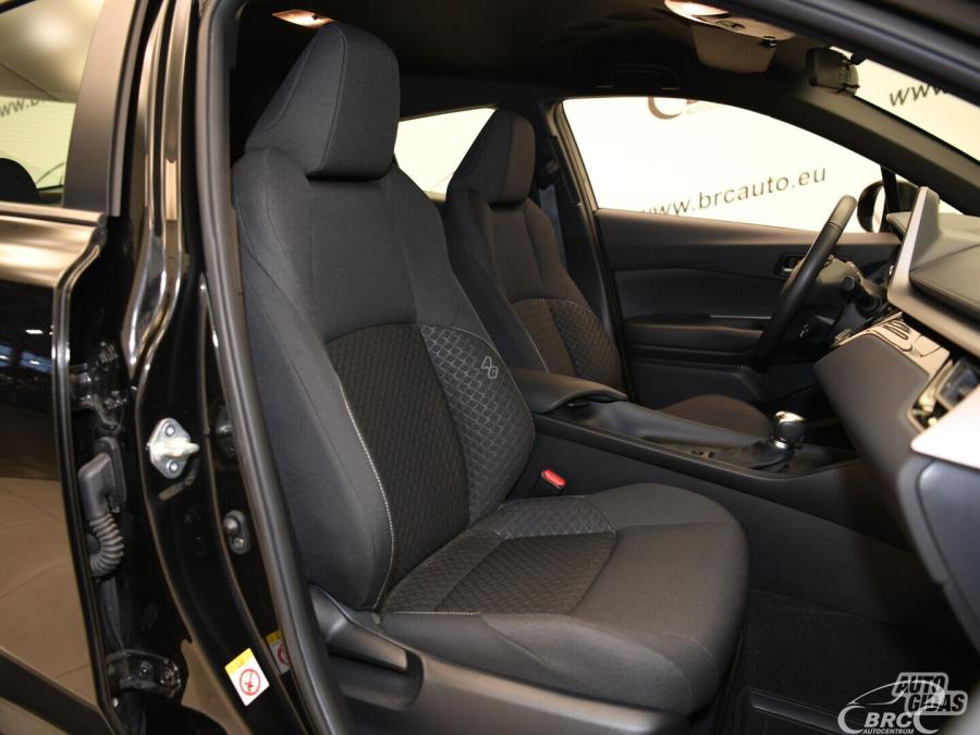 Черный Тойота C-HR 2020 в Авиженяй, объемом двигателя 1.20 л и пробегом 94 тыс. км за 17900 €, фото 8 на AUTOMOTO.COM.LV