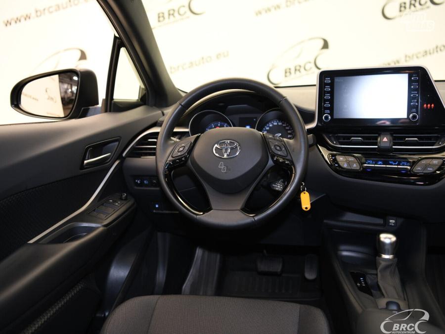 Черный Тойота C-HR 2020 в Авиженяй, объемом двигателя 1.20 л и пробегом 94 тыс. км за 17900 €, фото 15 на AUTOMOTO.COM.LV