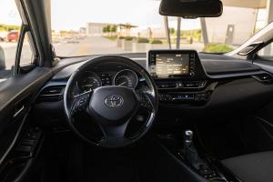 Черный Тойота C-HR 2020 в Каунас, объемом двигателя 1.80 л и пробегом 226 тыс. км за 16999 €, фото 9 на AUTOMOTO.COM.LV