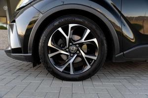 Черный Тойота C-HR 2020 в Каунас, объемом двигателя 1.80 л и пробегом 226 тыс. км за 16999 €, фото 11 на AUTOMOTO.COM.LV