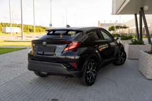 Черный Тойота C-HR 2020 в Каунас, объемом двигателя 1.80 л и пробегом 226 тыс. км за 16999 €, фото 16 на AUTOMOTO.COM.LV