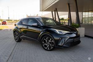 Черный Тойота C-HR 2020 в Каунас, объемом двигателя 1.80 л и пробегом 226 тыс. км за 16999 €, фото 19 на AUTOMOTO.COM.LV