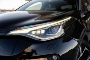 Черный Тойота C-HR 2020 в Каунас, объемом двигателя 1.80 л и пробегом 226 тыс. км за 16999 €, фото 27 на AUTOMOTO.COM.LV