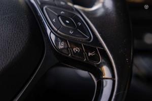 Черный Тойота C-HR 2020 в Каунас, объемом двигателя 1.80 л и пробегом 226 тыс. км за 16999 €, фото 32 на AUTOMOTO.COM.LV