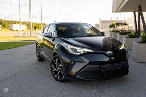 Черный Тойота C-HR 2020 в Каунас, объемом двигателя 1.80 л и пробегом 226 тыс. км за 16999 €, фото 42 на AUTOMOTO.COM.LV