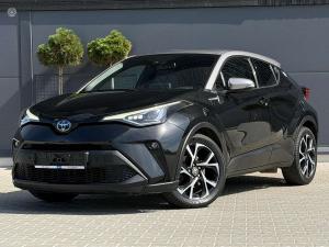 Black Toyota C-HR 2020 in Siauliai, with an engine capacity of 1.80 L and mileage of 175 thousand km for 18550 €, photo 4 on AUTOMOTO.COM.LV