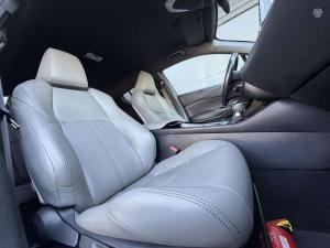 Black Toyota C-HR 2020 in Siauliai, with an engine capacity of 1.80 L and mileage of 175 thousand km for 18550 €, photo 21 on AUTOMOTO.COM.LV