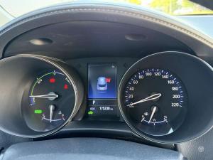 Black Toyota C-HR 2020 in Siauliai, with an engine capacity of 1.80 L and mileage of 175 thousand km for 18550 €, photo 29 on AUTOMOTO.COM.LV