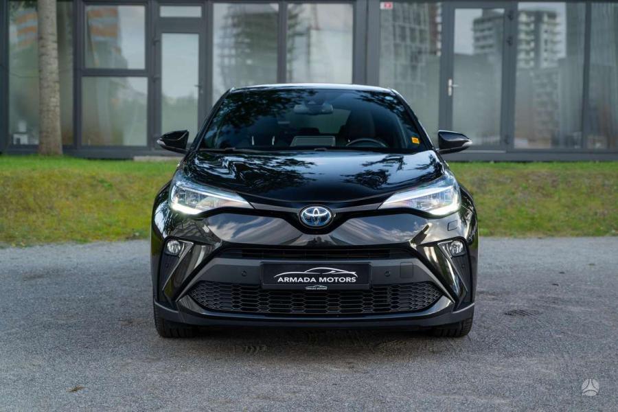 Черный Тойота C-HR 2020 в Вильнюс, объемом двигателя 1.99 л и пробегом 123 тыс. км за 19900 €, фото 5 на AUTOMOTO.COM.LV
