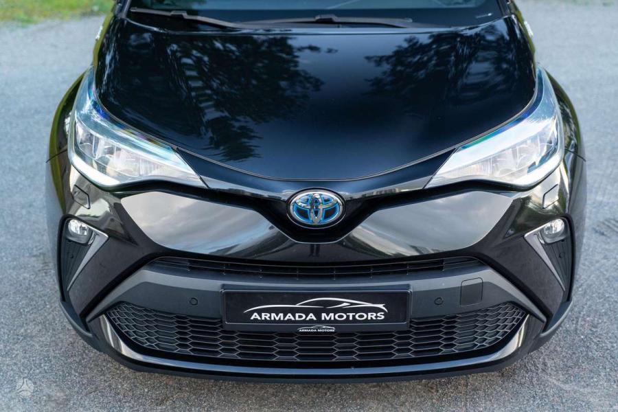 Черный Тойота C-HR 2020 в Вильнюс, объемом двигателя 1.99 л и пробегом 123 тыс. км за 19900 €, фото 6 на AUTOMOTO.COM.LV