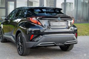 Черный Тойота C-HR 2020 в Вильнюс, объемом двигателя 1.99 л и пробегом 123 тыс. км за 19900 €, фото 16 на AUTOMOTO.COM.LV