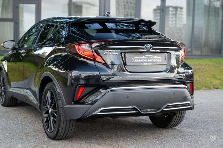 Черный Тойота C-HR 2020 в Вильнюс, объемом двигателя 1.99 л и пробегом 123 тыс. км за 19900 €, фото 16 на AUTOMOTO.COM.LV