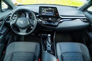 Черный Тойота C-HR 2020 в Вильнюс, объемом двигателя 1.99 л и пробегом 123 тыс. км за 19900 €, фото 26 на AUTOMOTO.COM.LV