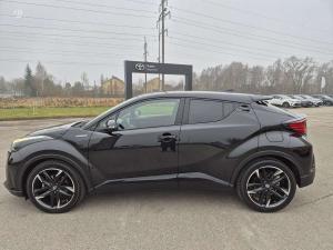 Черный Тойота C-HR 2021 в Паневежис, объемом двигателя 1.99 л и пробегом 162 тыс. км за 20500 €, фото 8 на AUTOMOTO.COM.LV