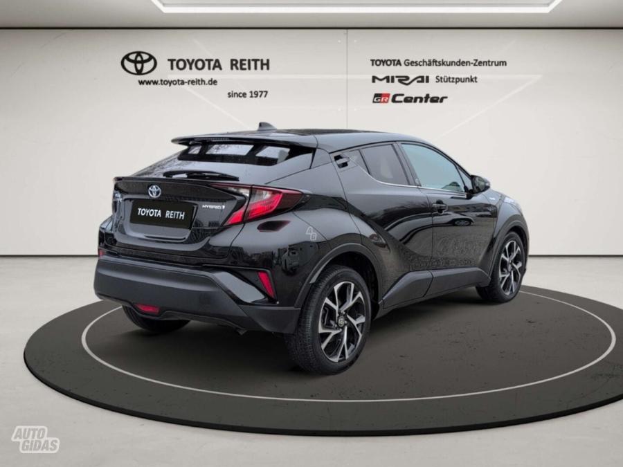 Черный Тойота C-HR 2021 в Каунас, объемом двигателя 1.80 л и пробегом 85 тыс. км за 22853 €, фото 5 на AUTOMOTO.COM.LV
