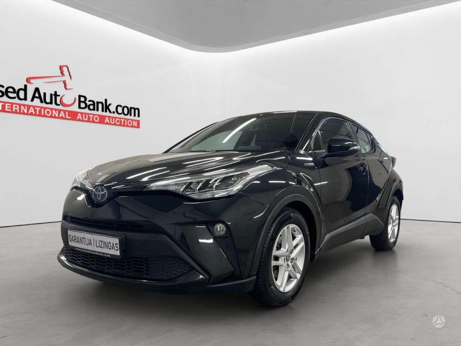 Black Toyota C-HR 2021 in Marijampole, with an engine capacity of 1.80 L and mileage of 158 thousand km for 16928 €, photo 1 on AUTOMOTO.COM.LV