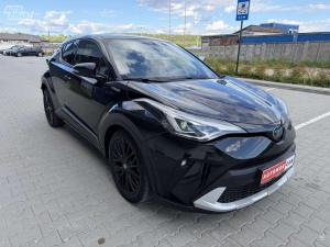 Черный Тойота C-HR 2021 в Вильнюс, объемом двигателя 1.80 л и пробегом 147 тыс. км за 19950 €, фото 3 на AUTOMOTO.COM.LV