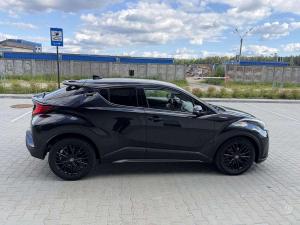 Melns Toyota C-HR 2021 Viļņa, ar dzinēja tilpumu 1.80 L un nobraukumu 147 tūkst. km par 19950 €, foto 17 vietnē AUTOMOTO.COM.LV
