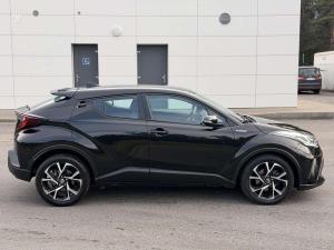 Черный Тойота C-HR 2021 в Вильнюс, объемом двигателя 1.80 л и пробегом 168 тыс. км за 18850 €, фото 7 на AUTOMOTO.COM.LV