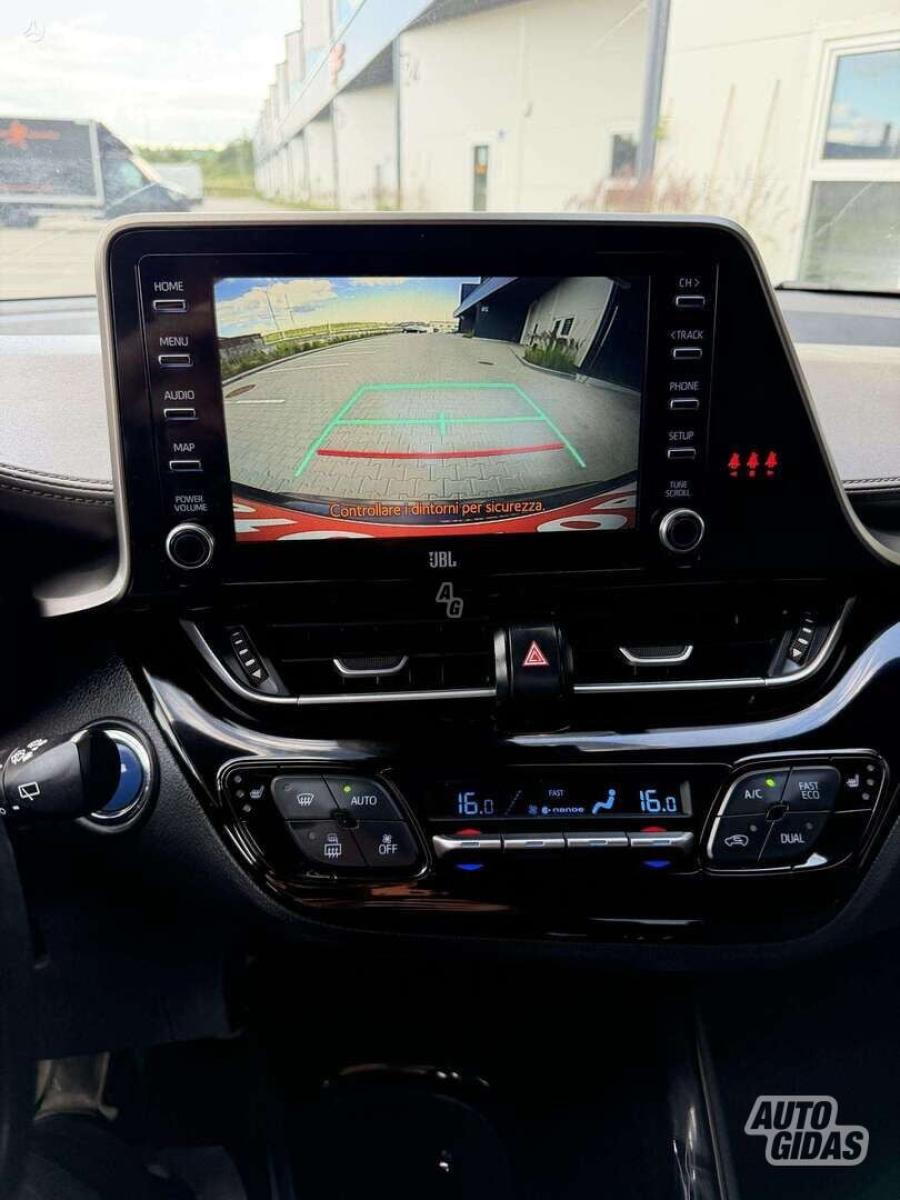 Black Toyota C-HR 2021 in Vilnius, with an engine capacity of 1.80 L and mileage of 147 thousand km for 19950 €, photo 38 on AUTOMOTO.COM.LV