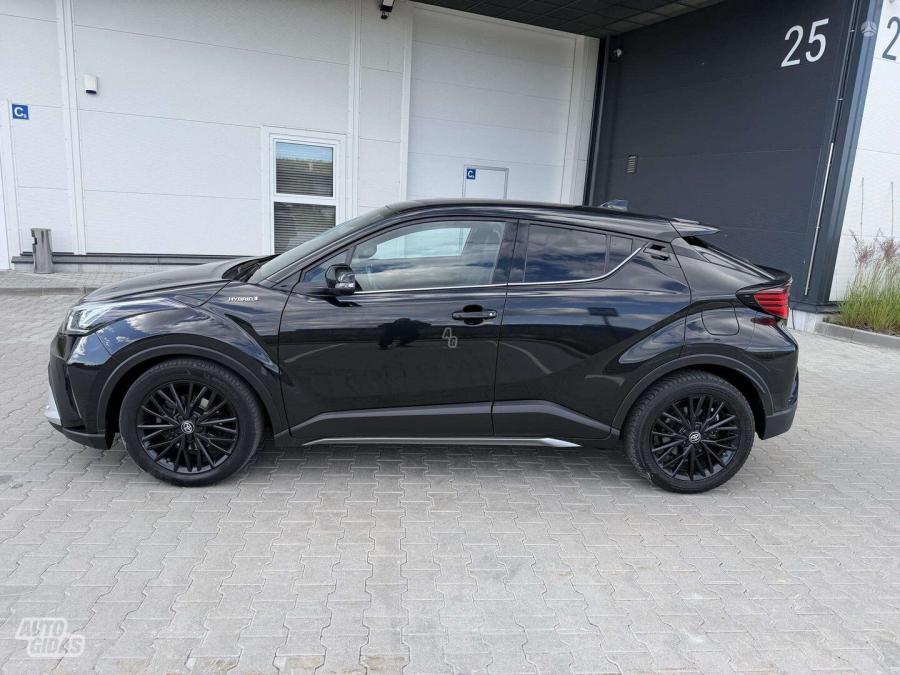 Melns Toyota C-HR 2021 Viļņa, ar dzinēja tilpumu 1.80 L un nobraukumu 147 tūkst. km par 19950 €, foto 7 vietnē AUTOMOTO.COM.LV