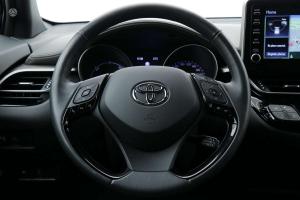 Black Toyota C-HR 2021 in Vilnius, with an engine capacity of 1.80 L and mileage of 93 thousand km for 24900 €, photo 14 on AUTOMOTO.COM.LV