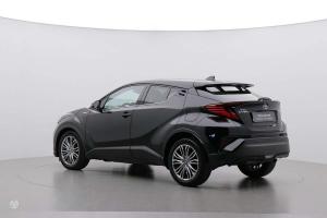 Black Toyota C-HR 2021 in Vilnius, with an engine capacity of 1.80 L and mileage of 93 thousand km for 24900 €, photo 19 on AUTOMOTO.COM.LV