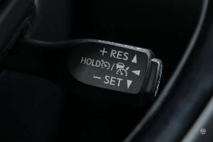 Black Toyota C-HR 2021 in Vilnius, with an engine capacity of 1.80 L and mileage of 93 thousand km for 24900 €, photo 27 on AUTOMOTO.COM.LV