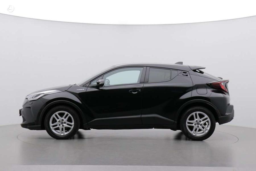Черный Тойота C-HR 2021 в Вильнюс, объемом двигателя 1.80 л и пробегом 70 тыс. км за 23900 €, фото 5 на AUTOMOTO.COM.LV
