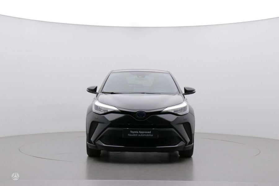Черный Тойота C-HR 2021 в Вильнюс, объемом двигателя 1.80 л и пробегом 70 тыс. км за 23900 €, фото 7 на AUTOMOTO.COM.LV