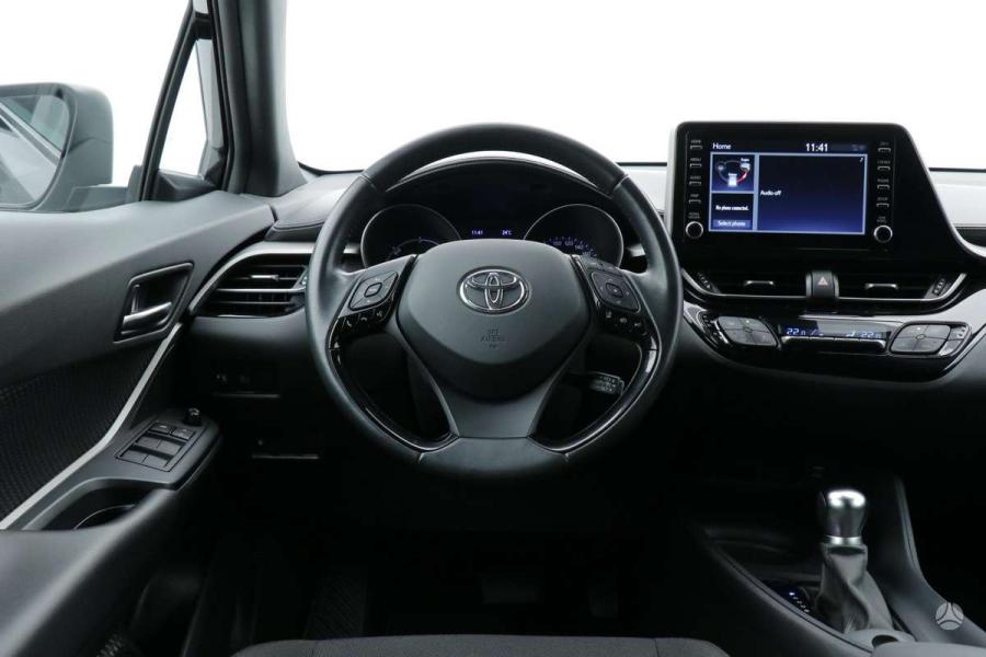 Черный Тойота C-HR 2021 в Вильнюс, объемом двигателя 1.80 л и пробегом 70 тыс. км за 23900 €, фото 9 на AUTOMOTO.COM.LV