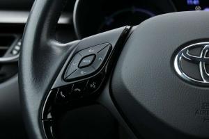 Черный Тойота C-HR 2021 в Вильнюс, объемом двигателя 1.80 л и пробегом 70 тыс. км за 23900 €, фото 26 на AUTOMOTO.COM.LV