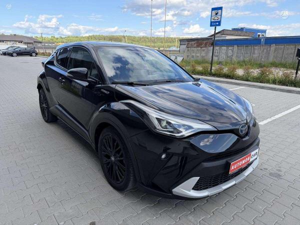 Черный Тойота C-HR 2021 в Вильнюс, объемом двигателя 1.80 л и пробегом 147 тыс. км за 19950 €, фото 1 на AUTOMOTO.COM.LV