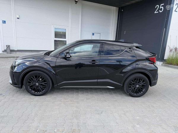 Черный Тойота C-HR 2021 в Вильнюс, объемом двигателя 1.80 л и пробегом 147 тыс. км за 19950 €, фото 6 на AUTOMOTO.COM.LV