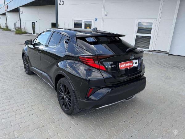 Черный Тойота C-HR 2021 в Вильнюс, объемом двигателя 1.80 л и пробегом 147 тыс. км за 19950 €, фото 7 на AUTOMOTO.COM.LV